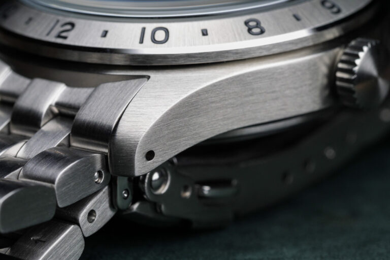 This New Seiko 5 GMT is the Best Affordable Rolex Explorer 2 Polar Dial ...